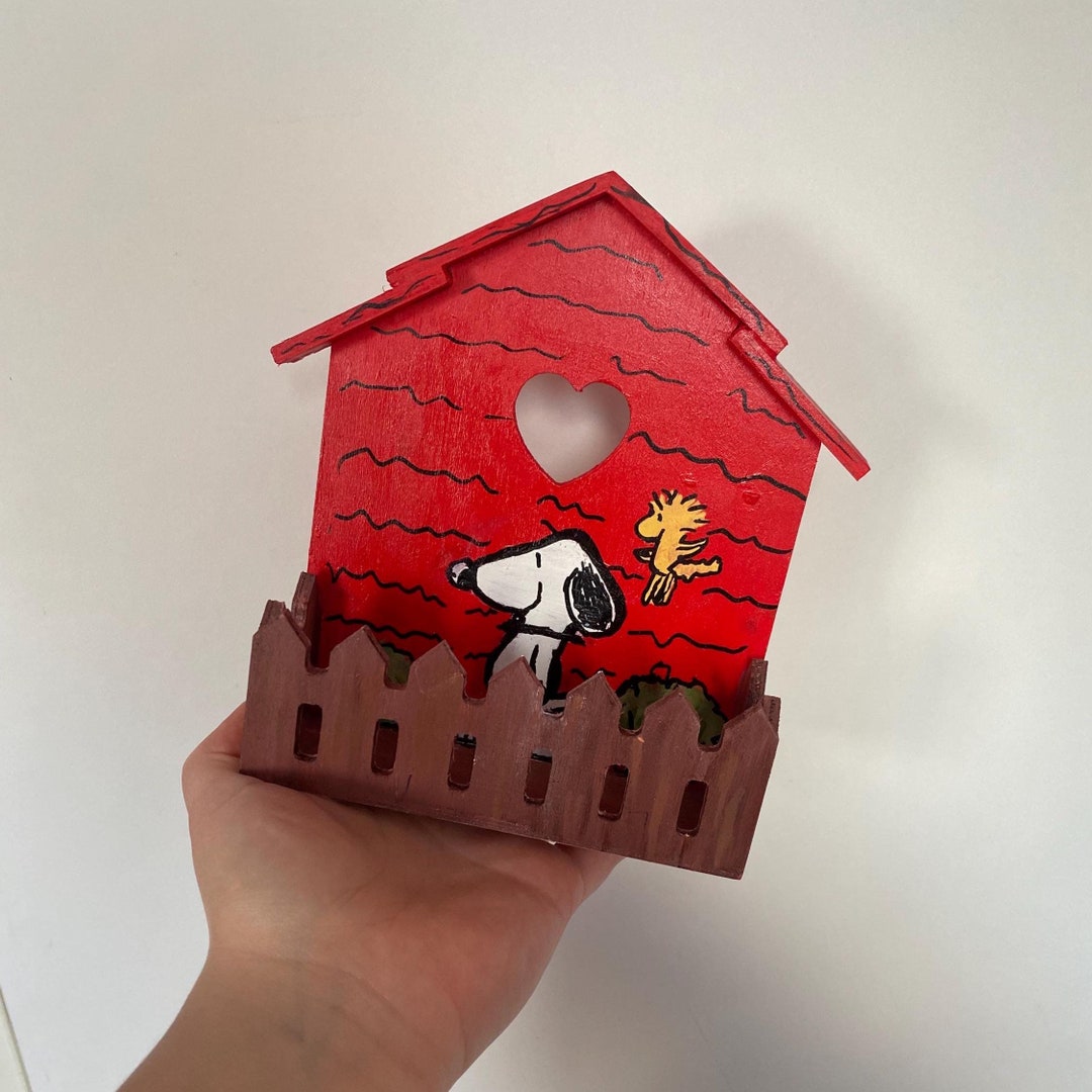 Snoopy and Woodstock Red House Shelf - Etsy UK