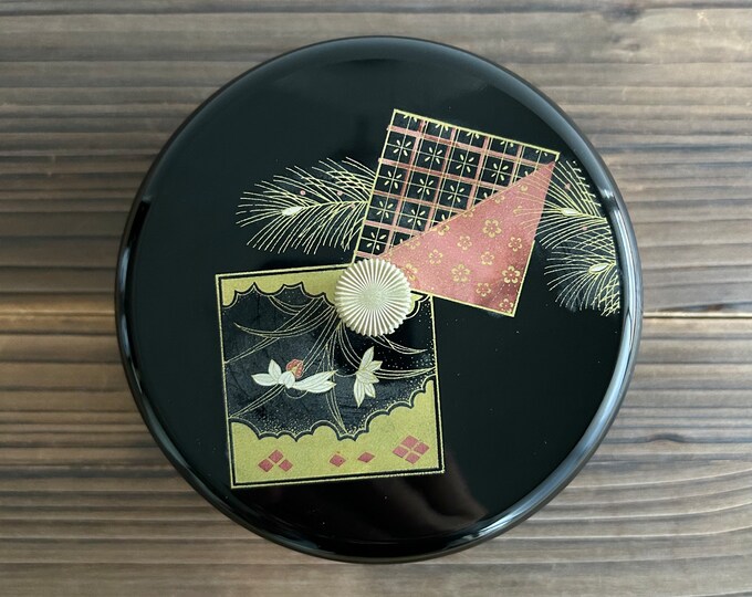 Black Japanese Lacquerware Trinket Box With Gold and Red Traditional ...
