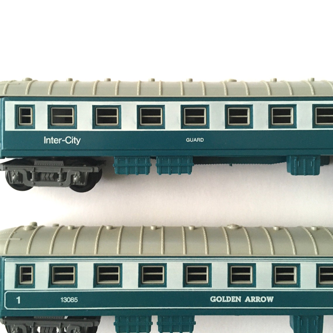 Vintage JOUEF HO Golden Arrow Electric Train Coaches Coach Set | Etsy