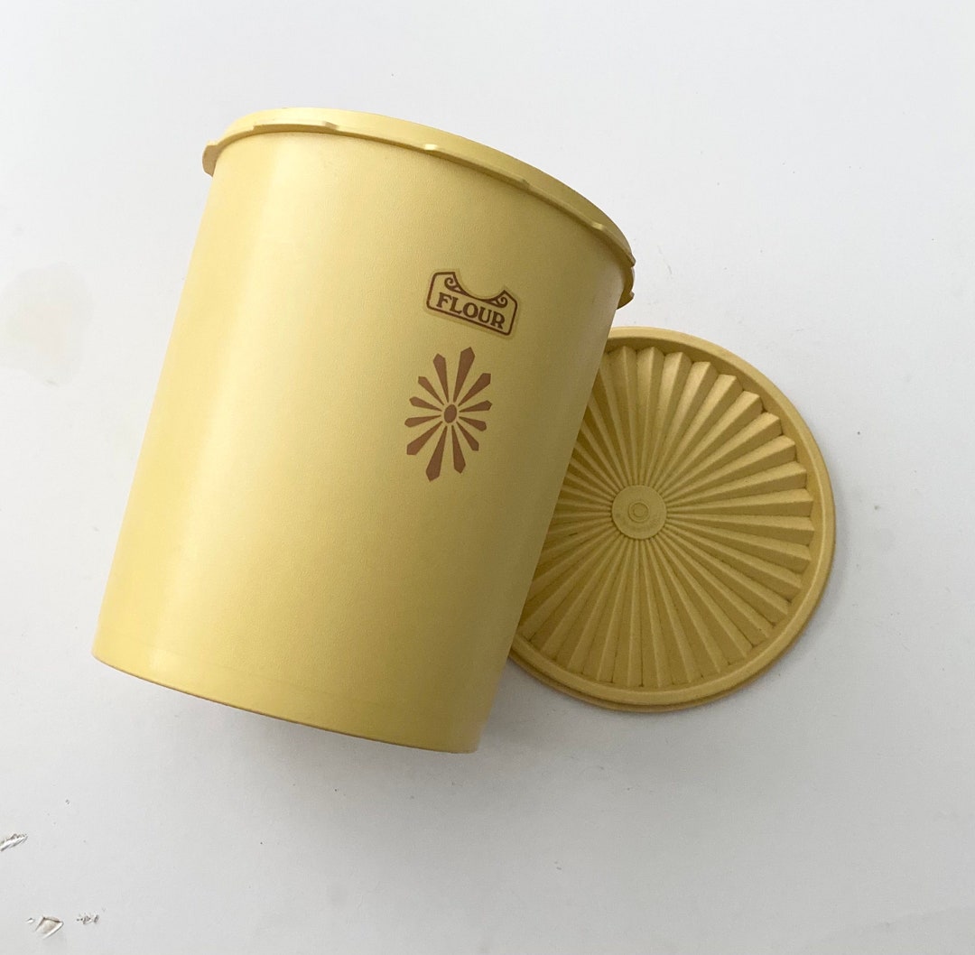 Vintage Retro Large Yellow TUPPERWARE Flour Storage Container With Lid ...