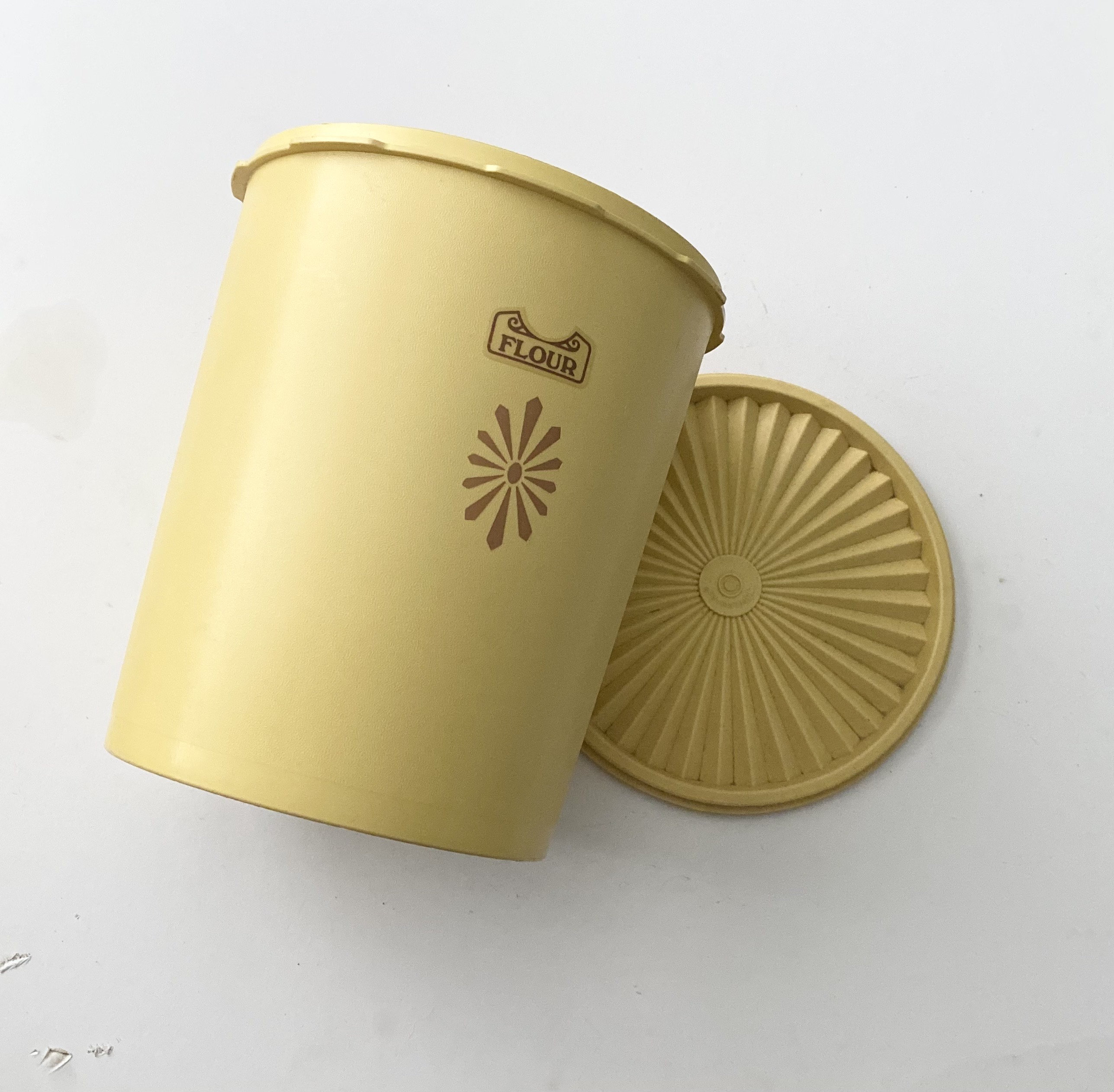 Vintage Retro Large Yellow TUPPERWARE Flour Storage Container With Lid ...