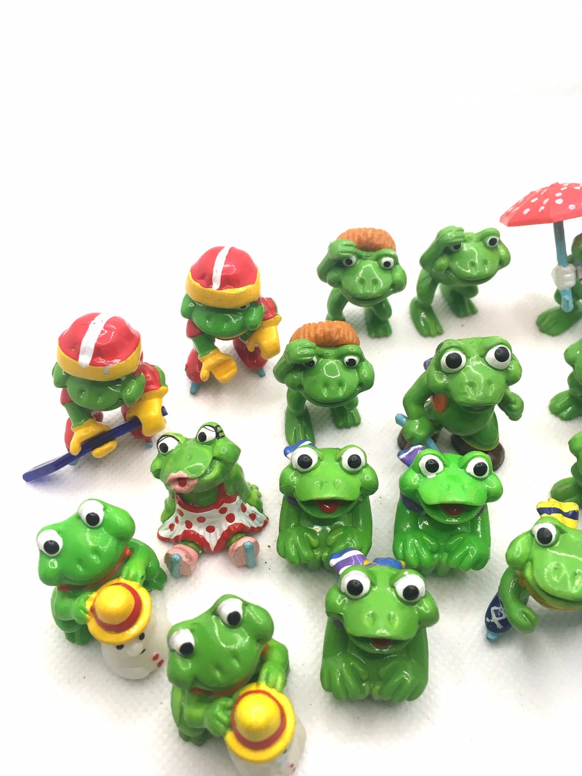18 Vintage Retro KINDER EGG Surprise Frog Toy Figures - Etsy UK