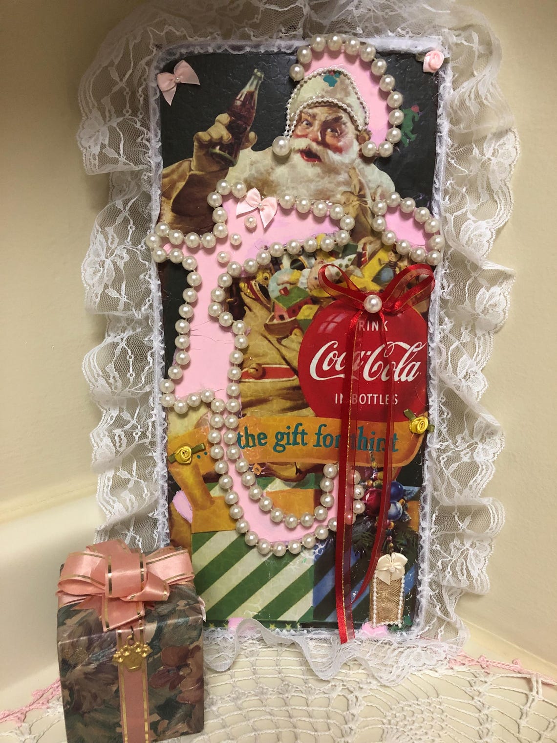 Vintage Pink Santa Cocoa Cola Decor, Vintage Christmas Decor, Vintage ...