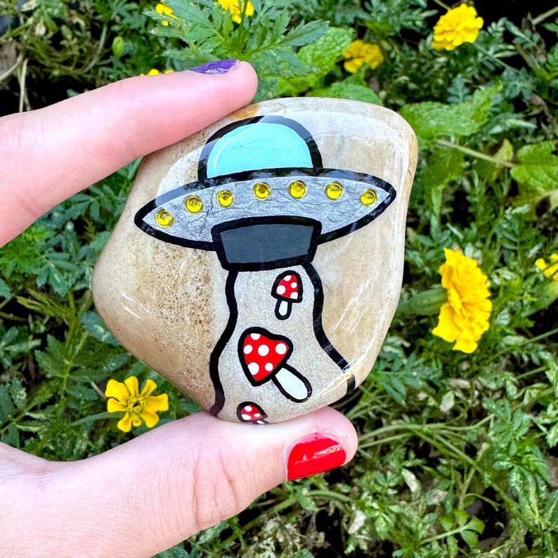 Glow in the Dark UFO With Mushrooms Hand Painted Rock - Etsy