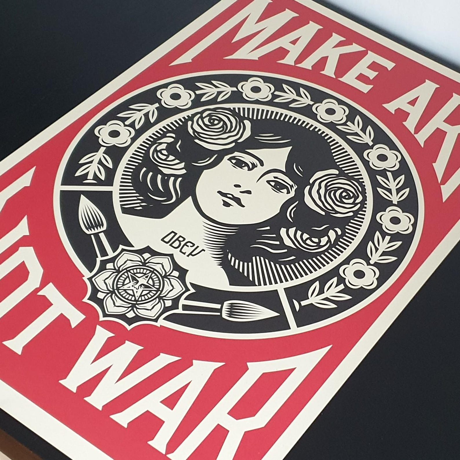 Affiche Shepard Fairey (OBEY) - SIGNÉE - Make Art Not War - 2026 - Open ...