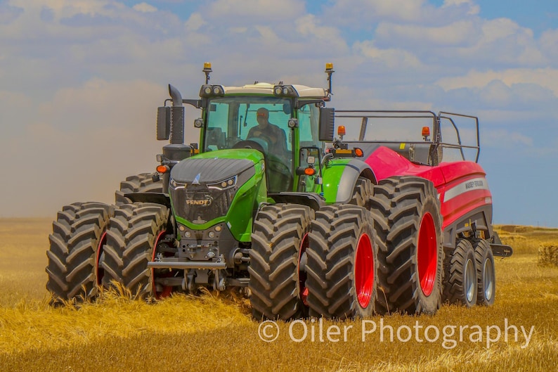 Fendt 1050 Tractor and Massey Ferguson 2370UHD Baling Wheat Straw ...
