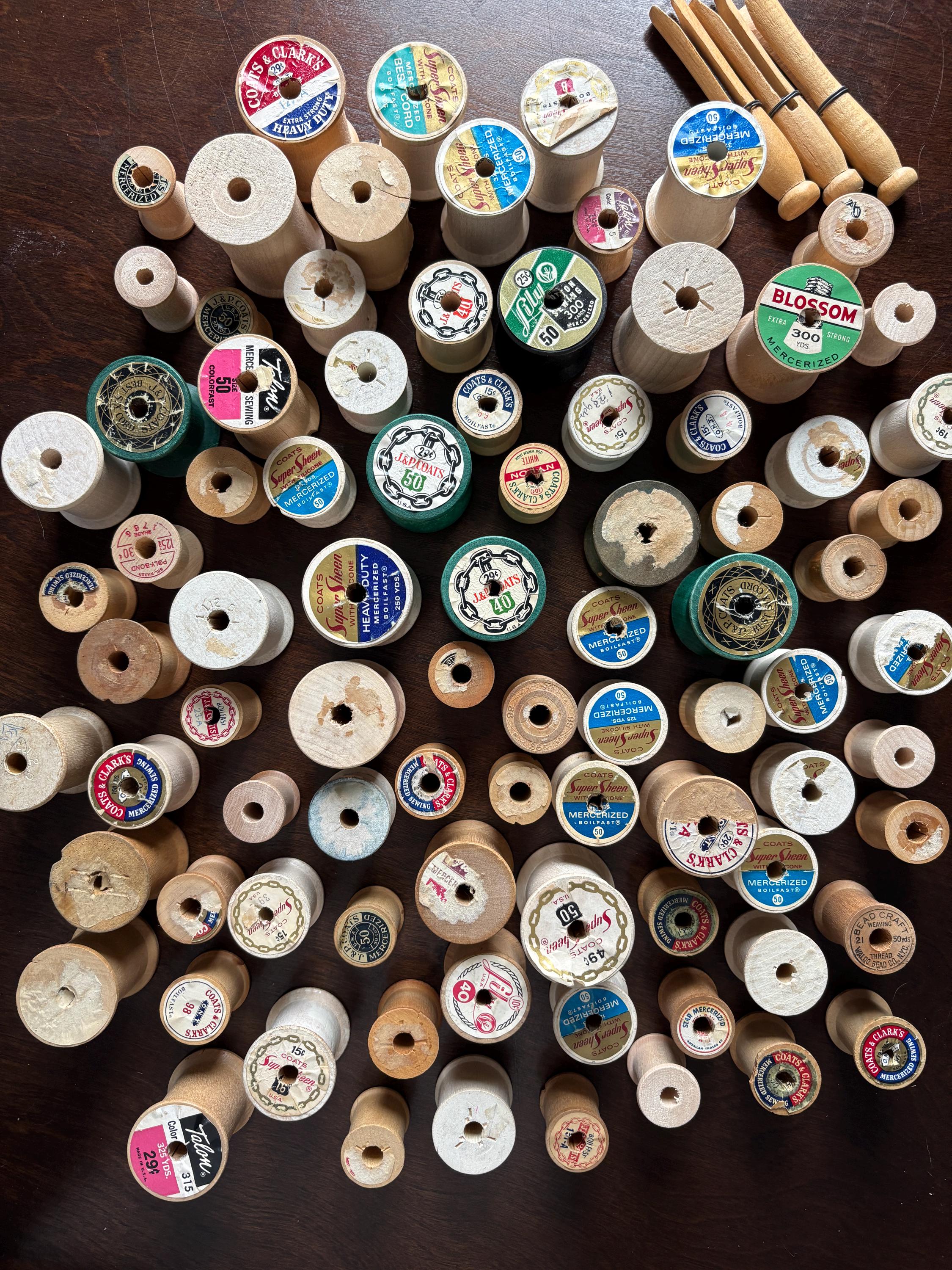 Lot of Vintage Empty Wooden Thread Spools Various Sizes, With/without ...