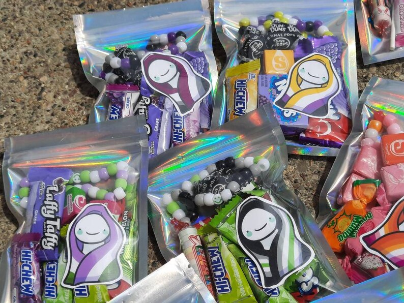 LGBTQ Pride Kandi Sticker and Candy DSMP Bag - Etsy Canada