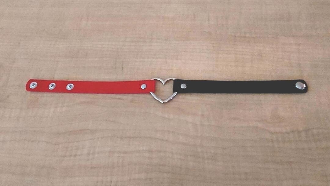 Red & Black Leather Heart Choker - Heart Collar - Heart Necklace - Cute ...