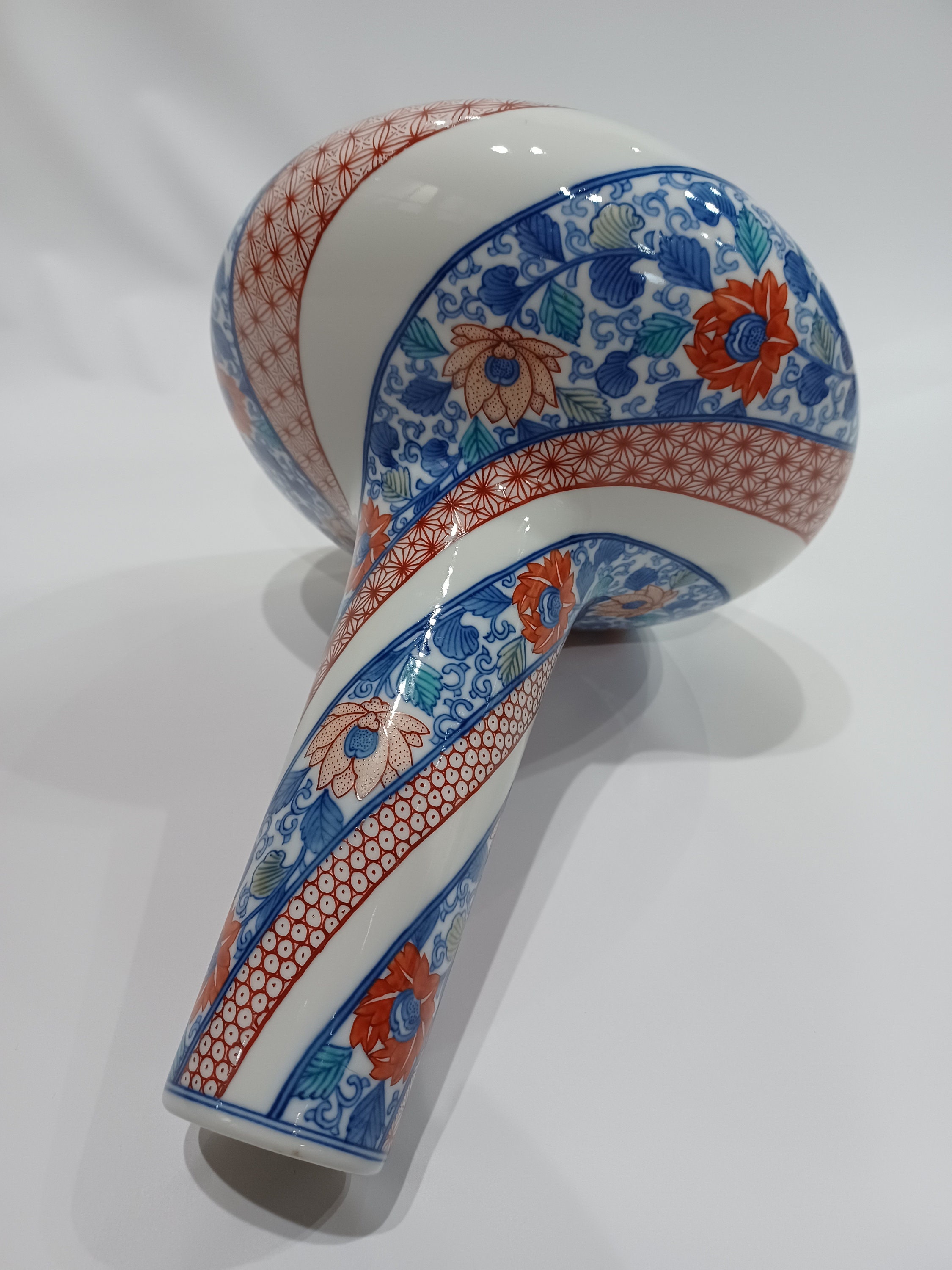 Japanese Color Nabeshima Vasenabeshima Oniwa Ware by Koshun ...