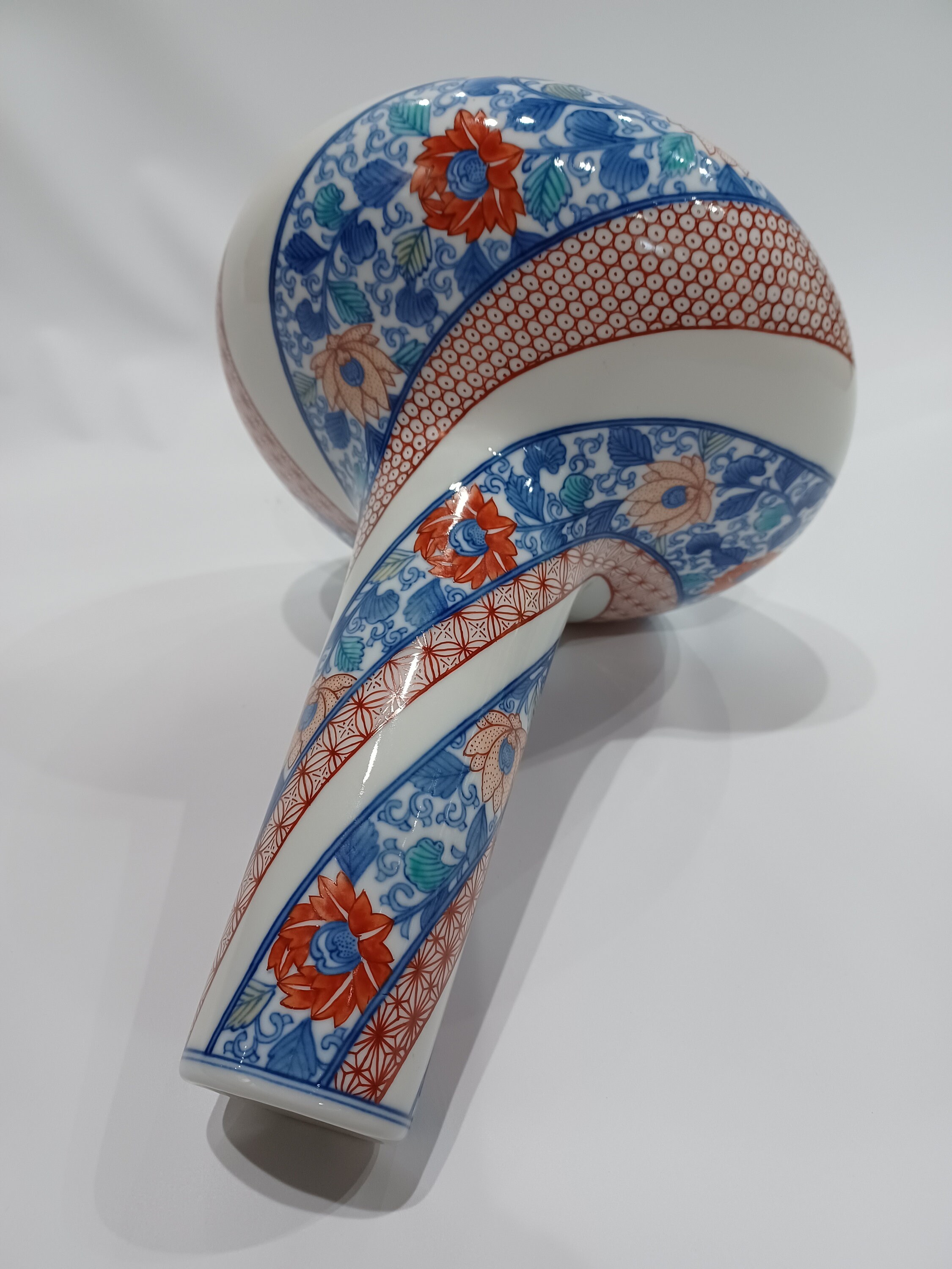 Japanese Color Nabeshima Vasenabeshima Oniwa Ware by Koshun ...