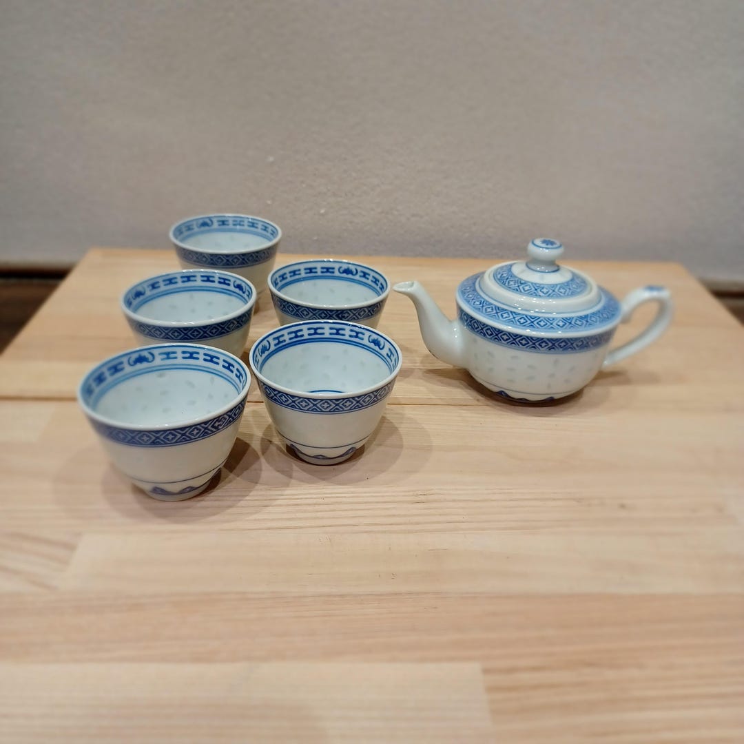 Vintage Chinese Rice Grain Porcelain 5 Piece Teacup and Teapot Set ...