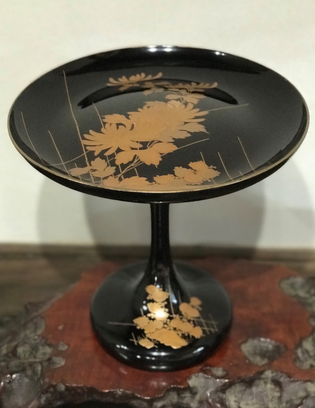 Japanese Wajima Lacquer Plate With Legs | Chrysanthemum Lacquer Plate ...