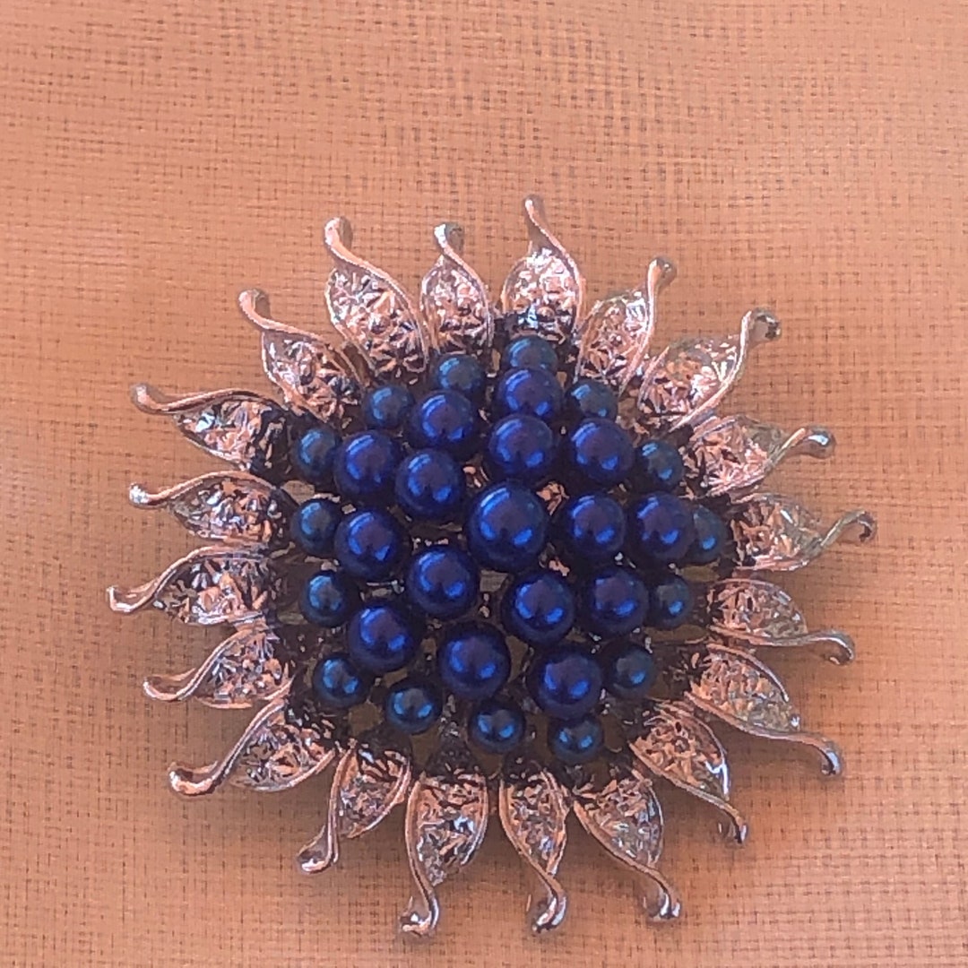 Royal Blue Sunflower Brooch Silver Rays Pin Back Lapel Pin - Etsy