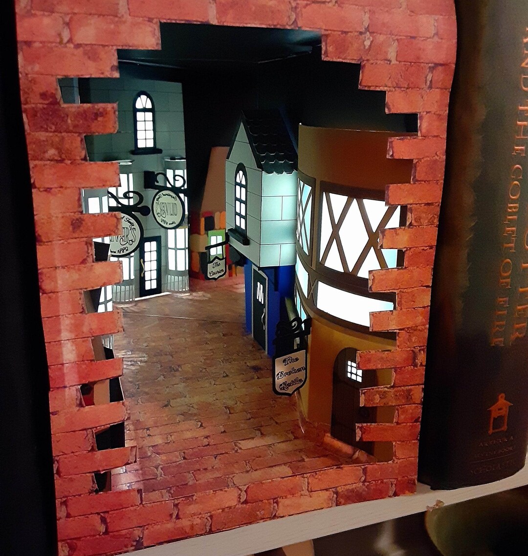 DIY London Alley Book Nook: SVG Cut Files for Cricut (digital Download ...