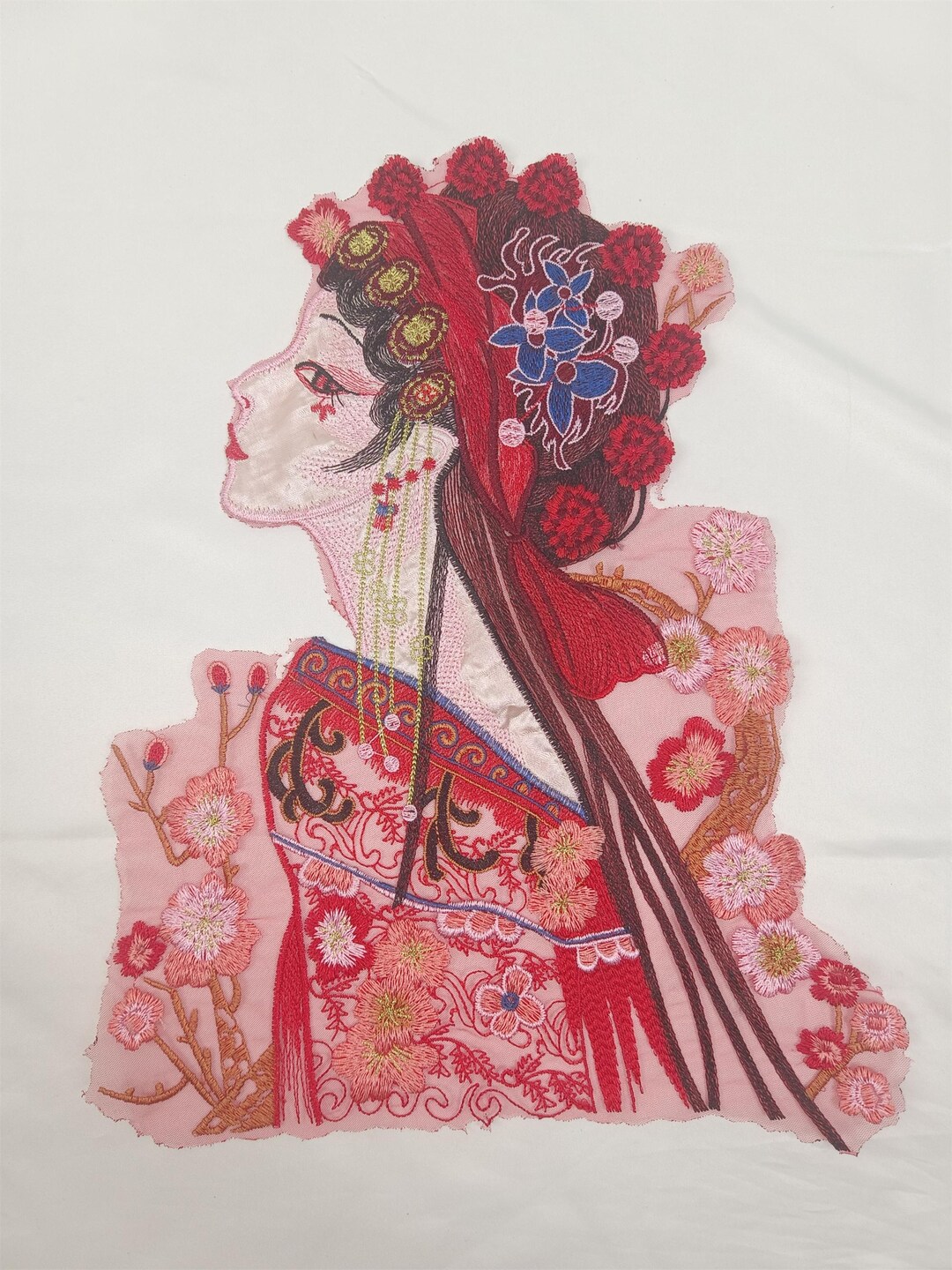 Hand-embroidered Chinese Style Peking Opera Flower Girl Embroidery ...