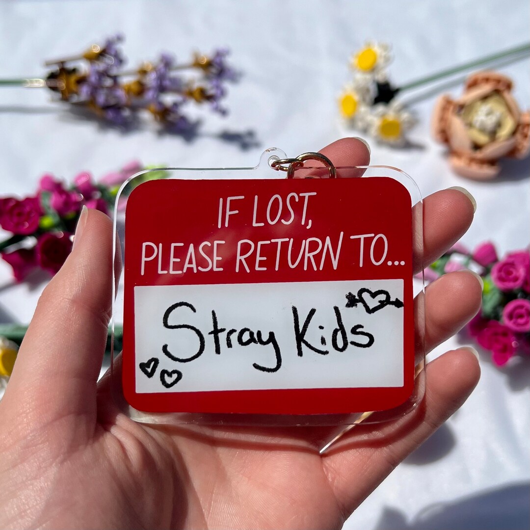 Return To... Stray Kids Keychain - Etsy