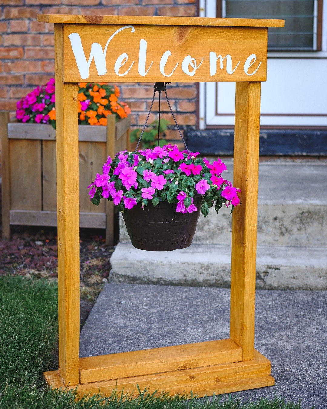 Welcome Hanging Planter Sign - Etsy