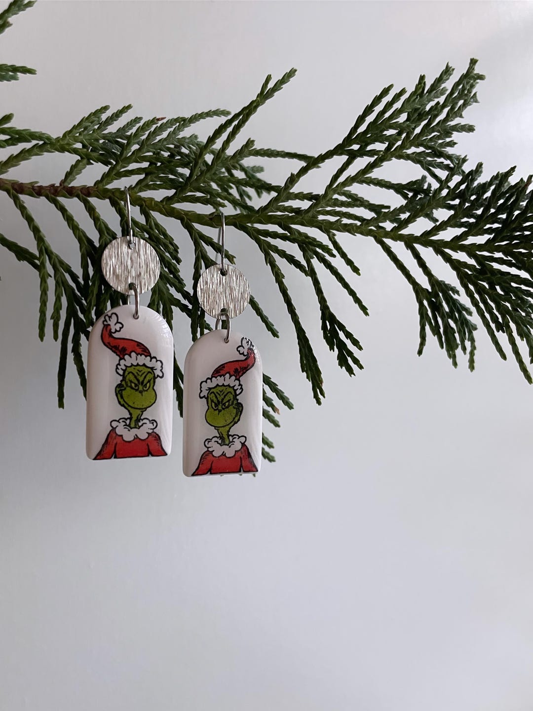 The Grinch Earrings/ Grinchmas Earrings/ Christmas Earrings/ Polymer ...