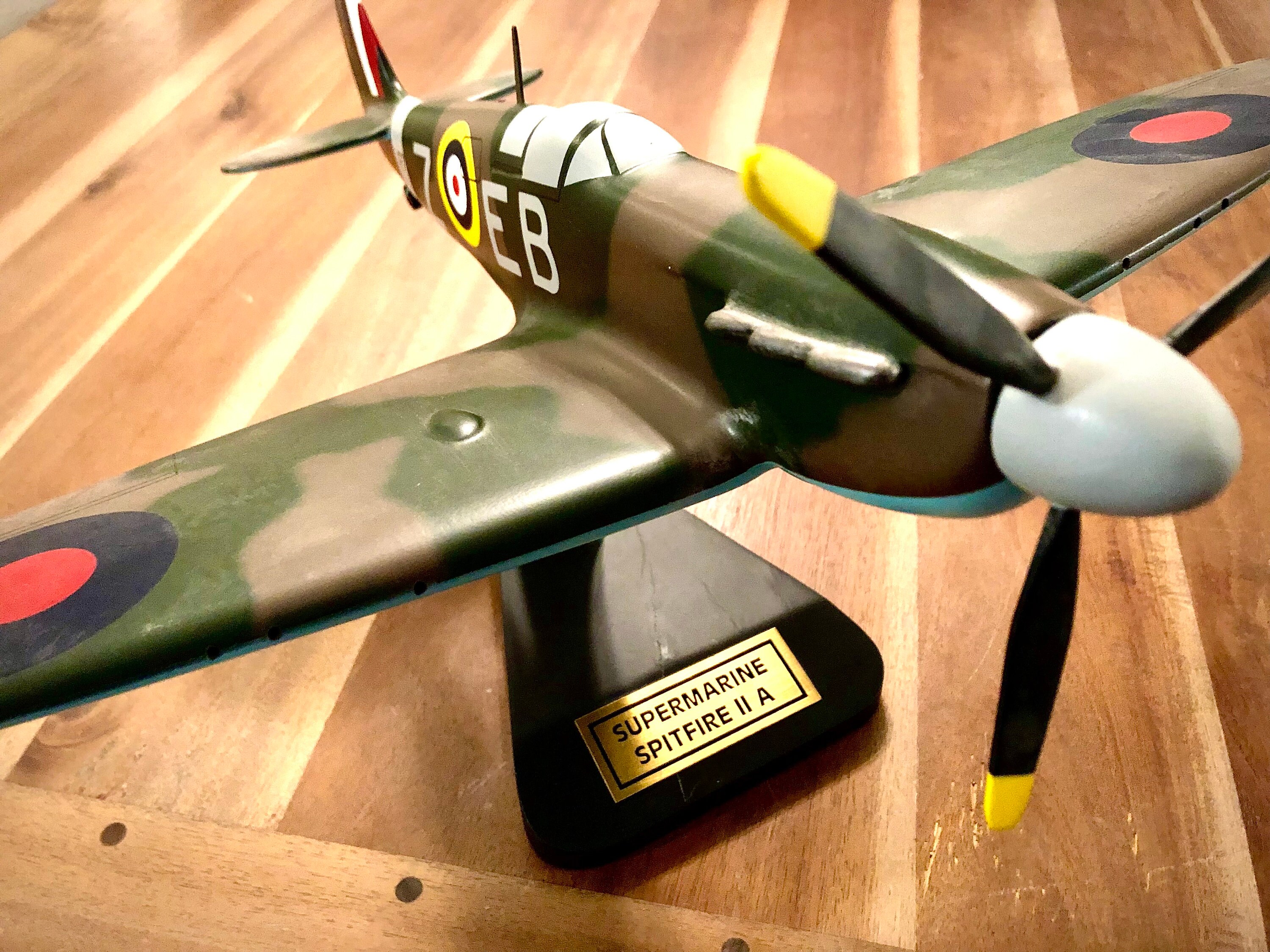 Vintage, British, Spitfire, Desktop, Model, Plane on Stand, RAF, WW2 - Etsy