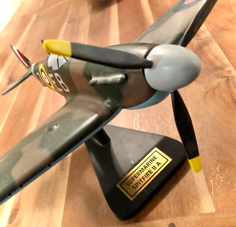 Vintage, British, Spitfire, Desktop, Model, Plane on Stand, RAF, WW2 - Etsy