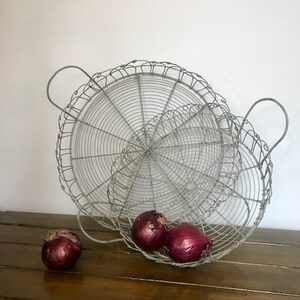 Pair of Round Metal Wire Serving Trays Rustic Industrial Table Decor - Etsy