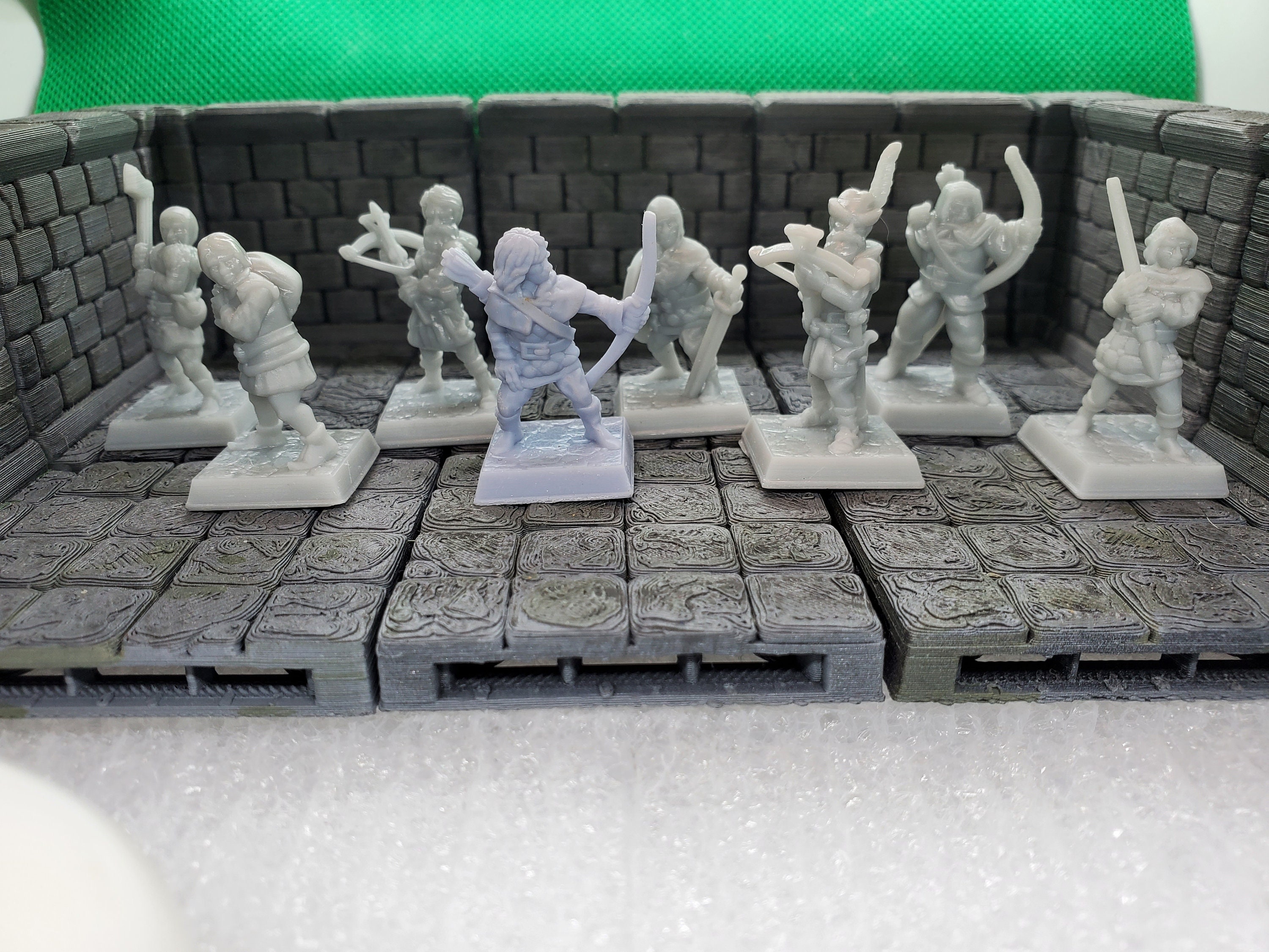 Bandits and Brigands - 28mm - Dungeons and Dragons - Pathfinder - Resin ...