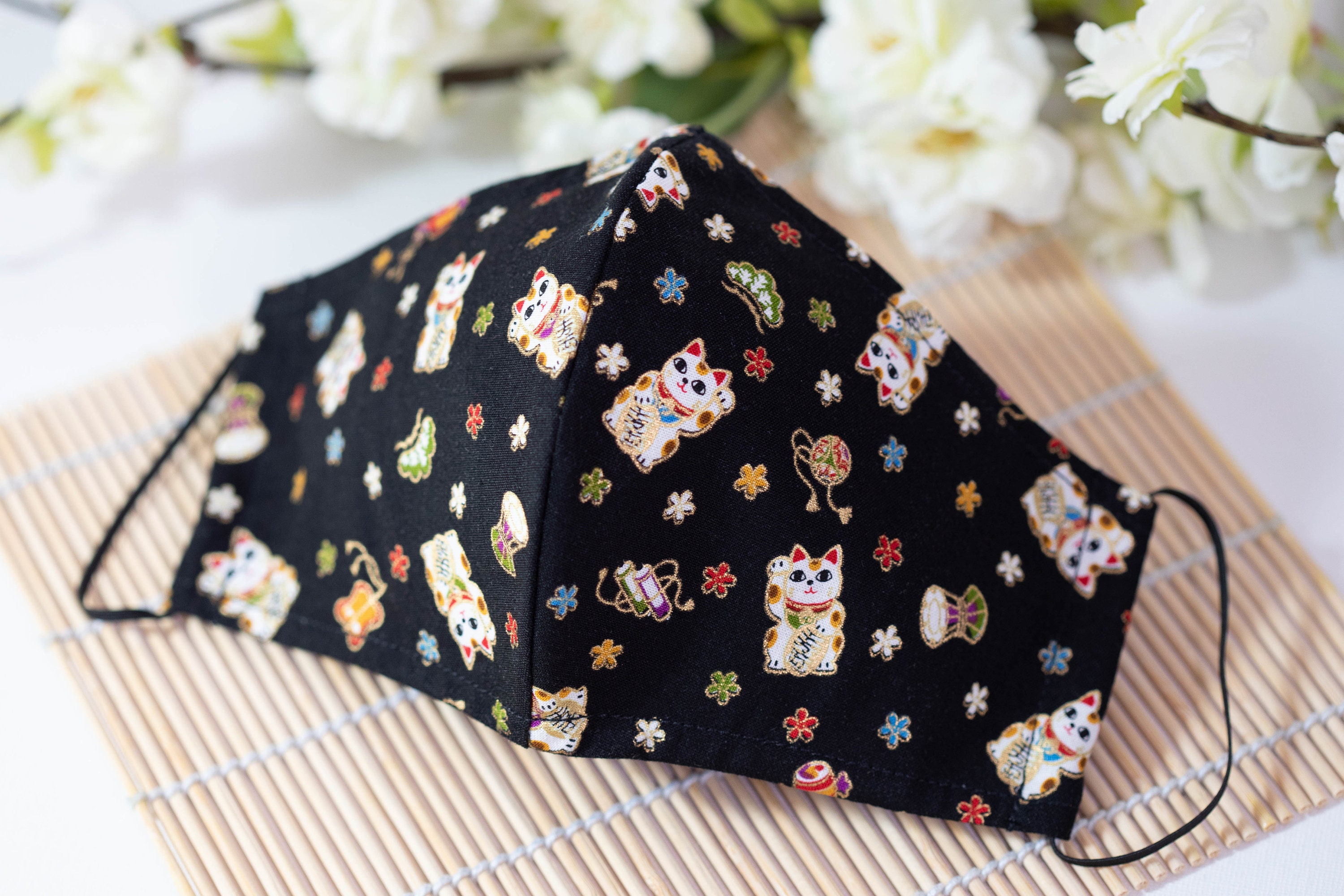 Asian Oriental Kawaii Good Luck Maneki Neko Face Mask (black W/gold ...