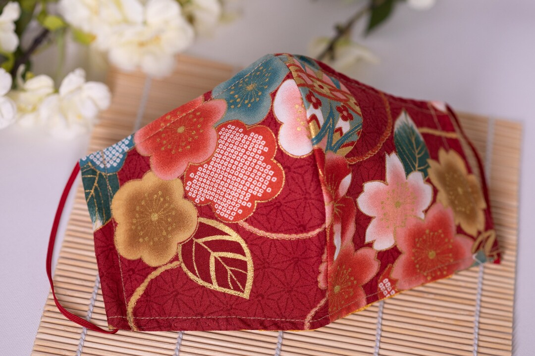 Asian Oriental Bold & Beautiful Cherry Blossom Temari Ball Face Mask ...