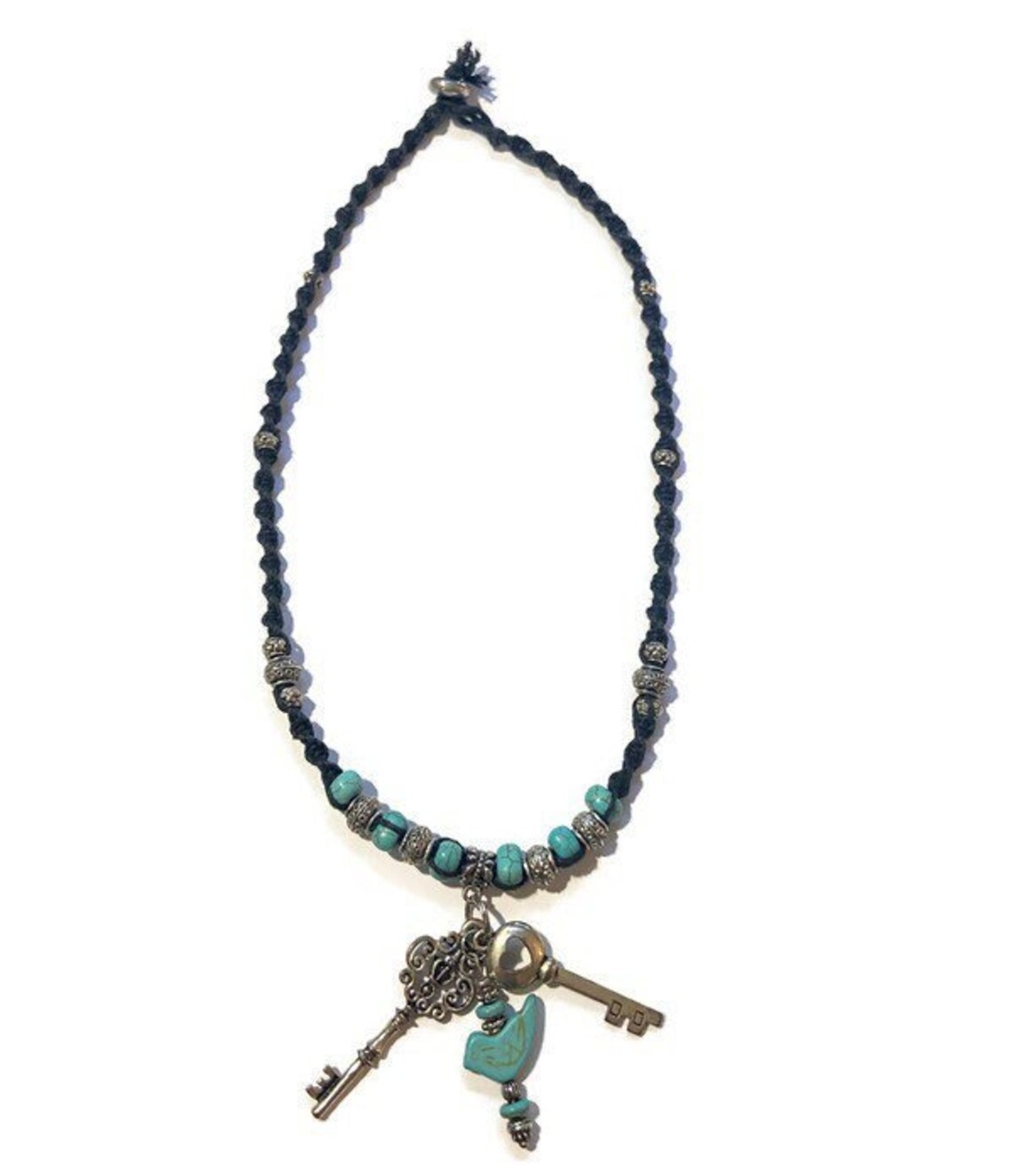 Skeleton Key Macrame Necklace - Etsy