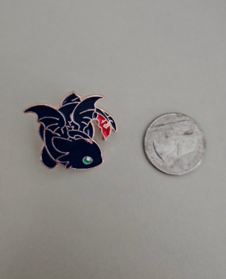 How to Train Your Dragon Cute Enamel Pins, Toothless and Light Fury - Etsy