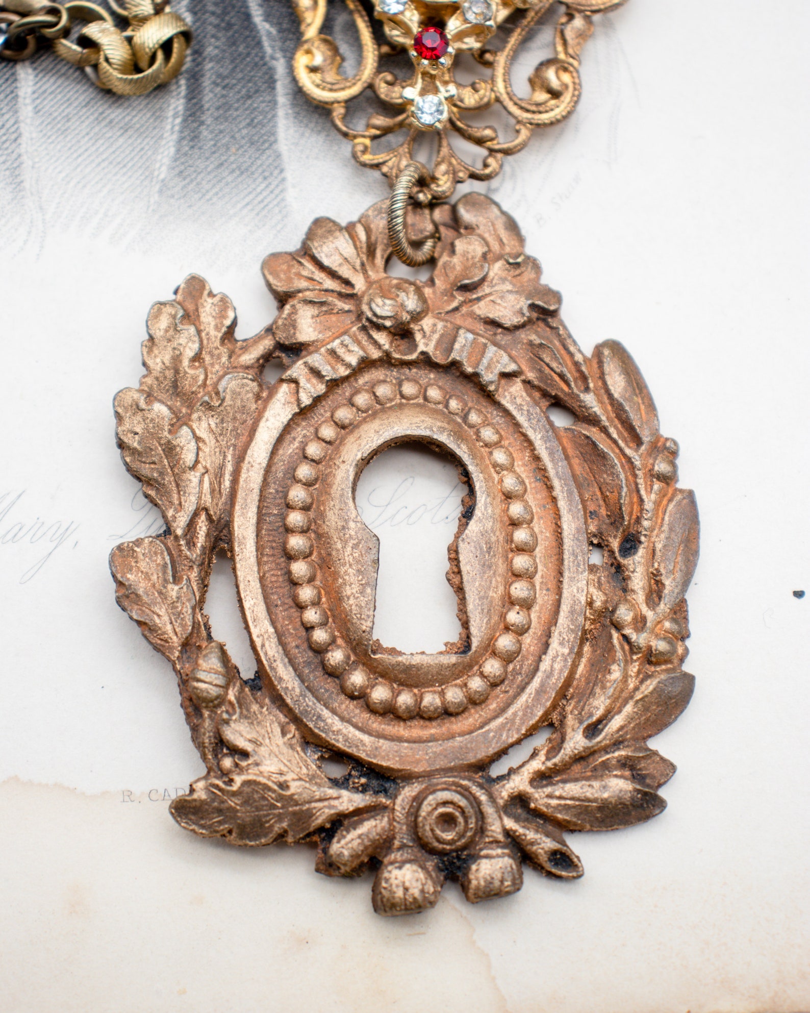 Noble Necklace French Etruscan Keyhole Paris Flea Market Vintage Etched ...