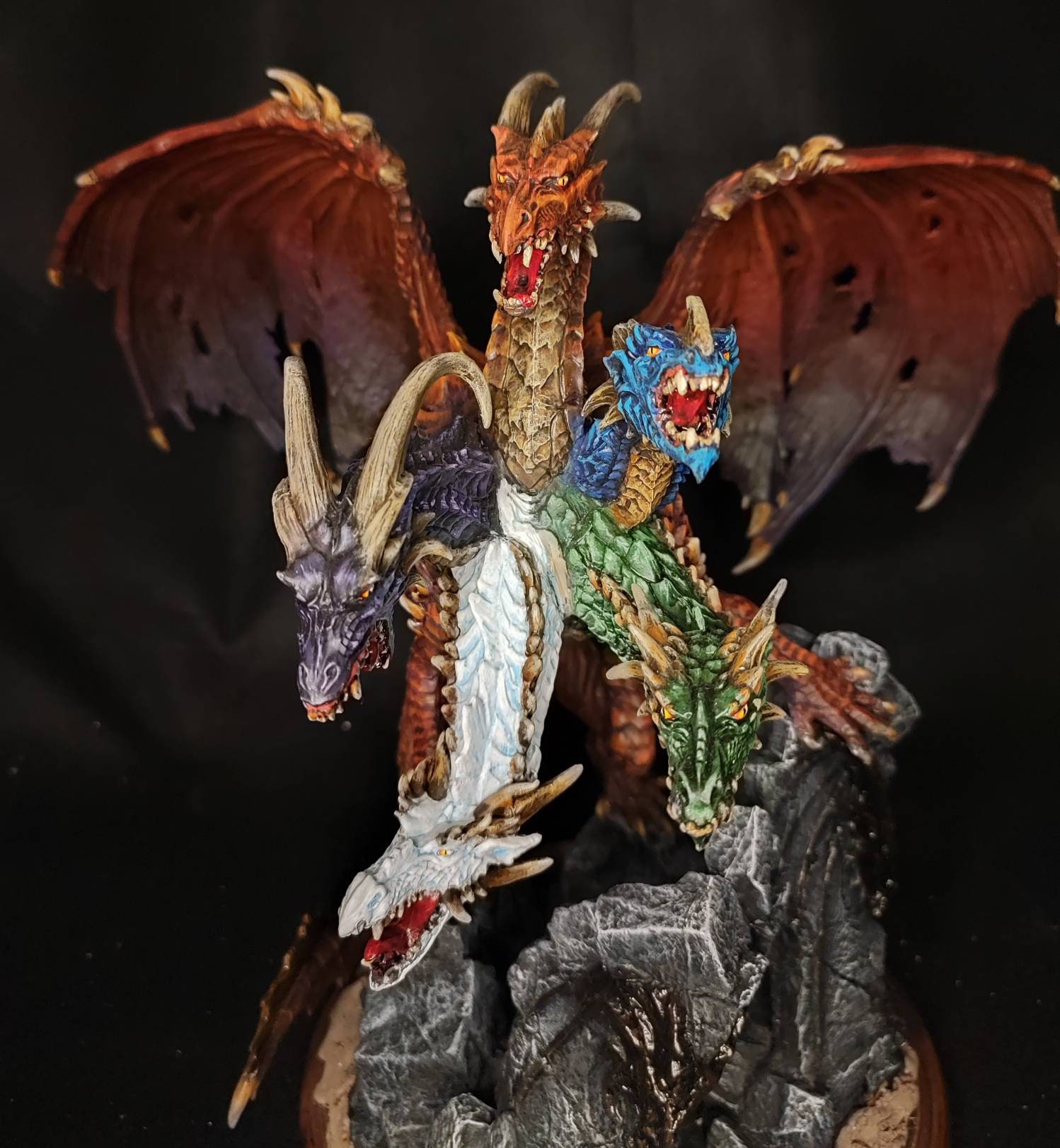 Tiamat Dragon Aspect of Tiamat Dungeons & Dragons Miniatures - Etsy UK