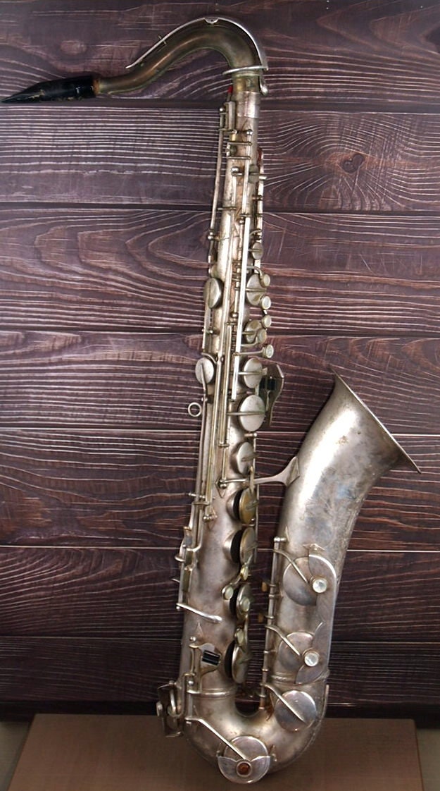 SAXOPHONE LUXOR Solo GUBAN Timisoara Wind Instruments Musical ...