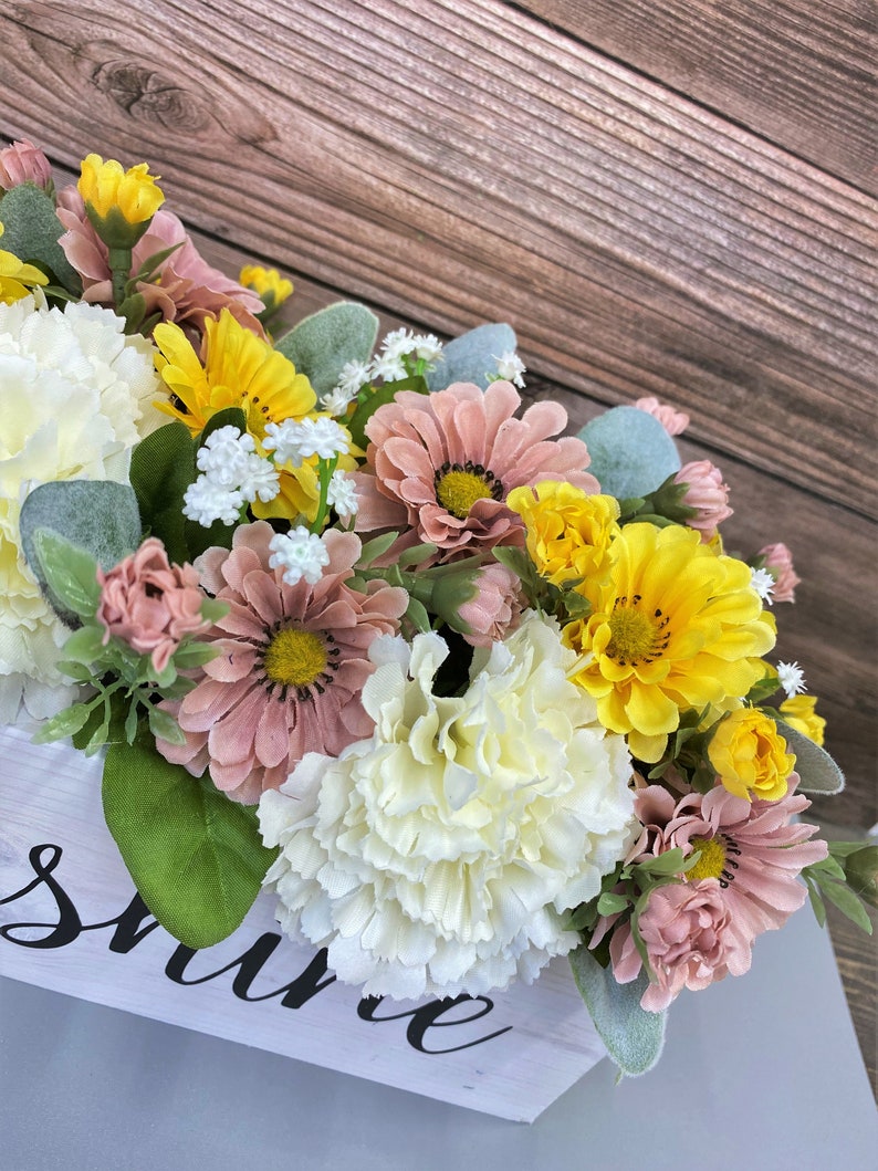 Hello Sunshine With Flowers/summer Decor/spring Decor/lambs - Etsy