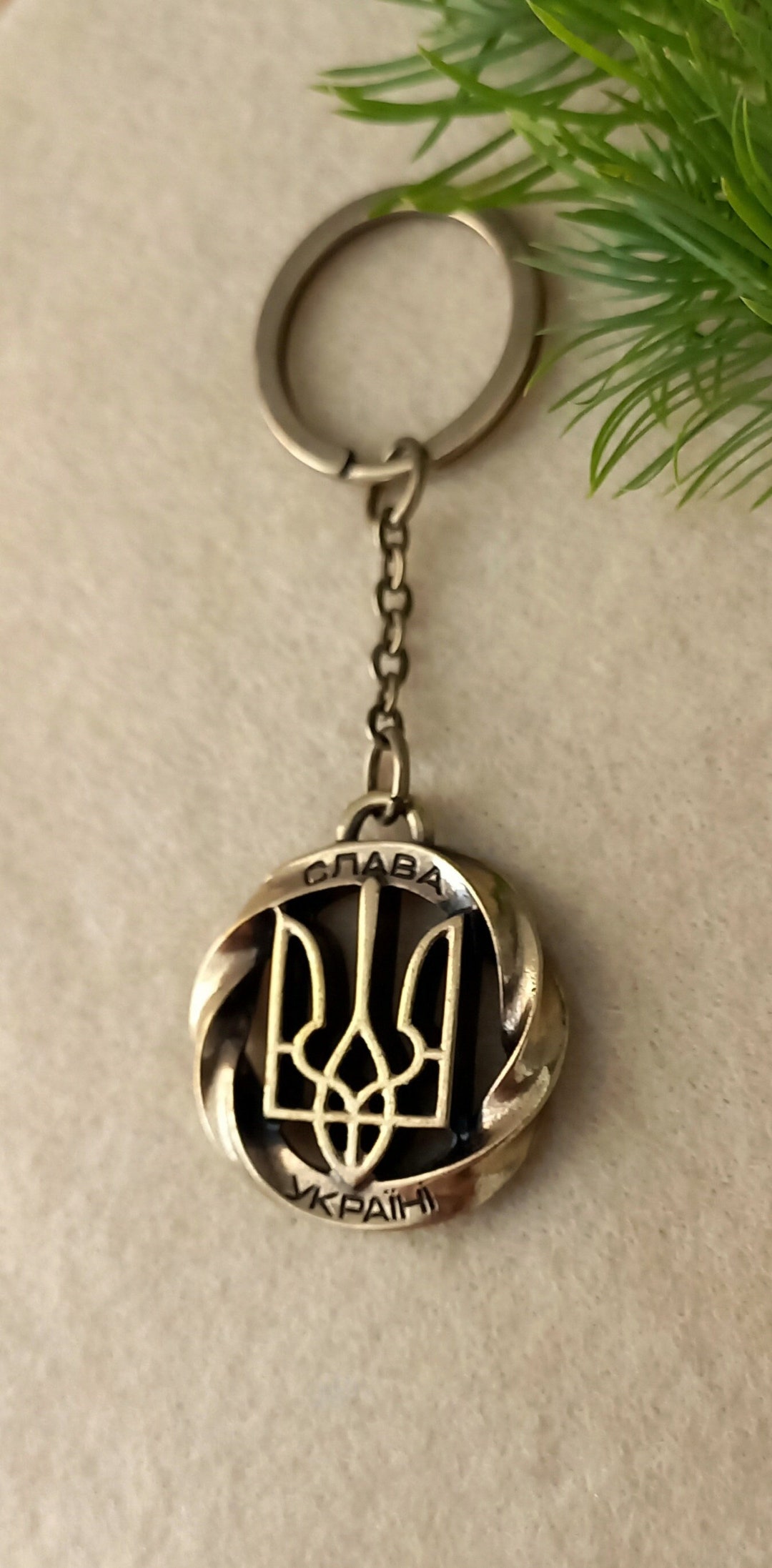 Ukrainian Keychain With Trident. Ukrainian Souvenir. Tryzub - Etsy