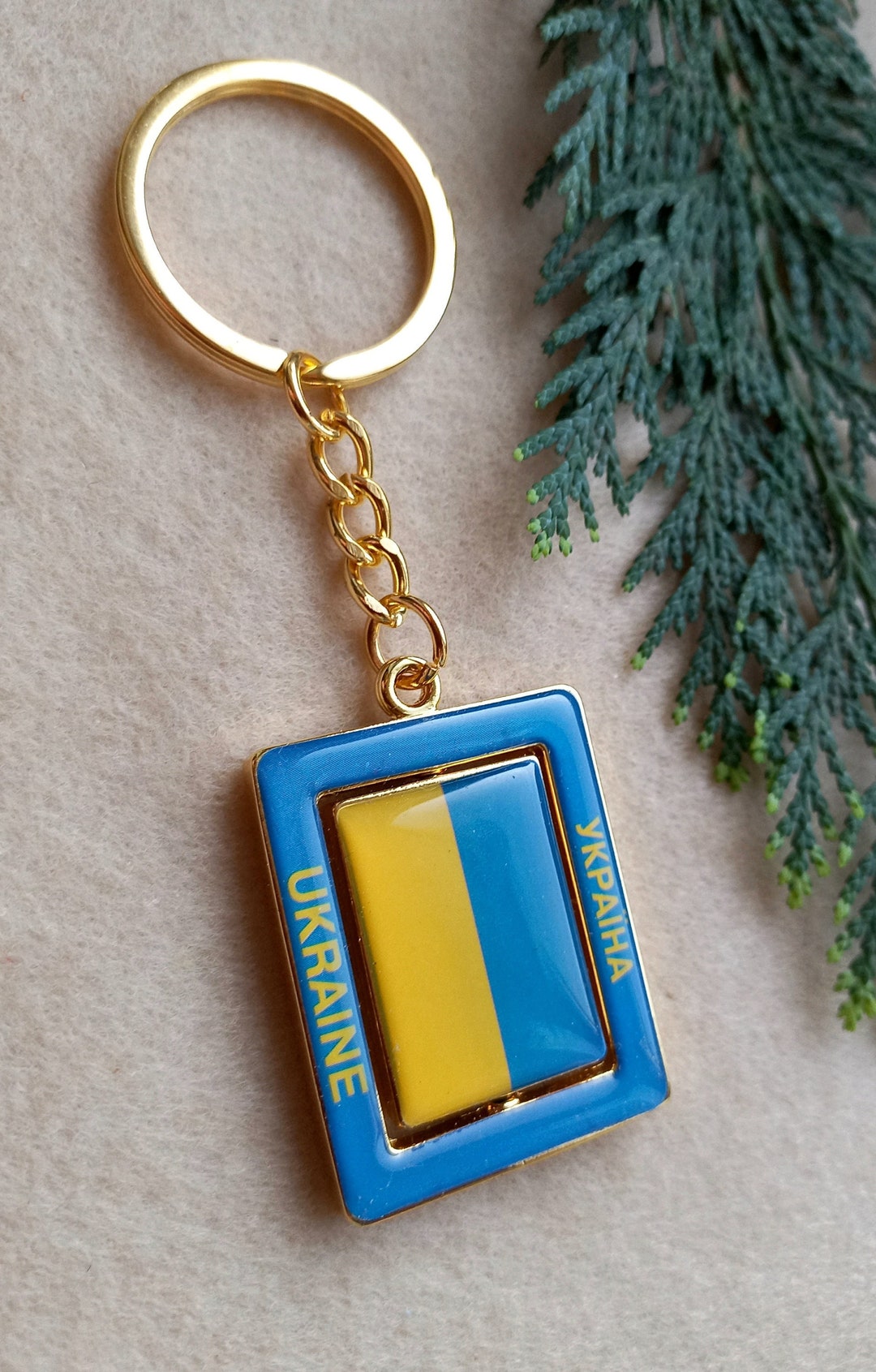 Ukrainian Keychain With the National Emblem and a Blue-yellow Flag of ...