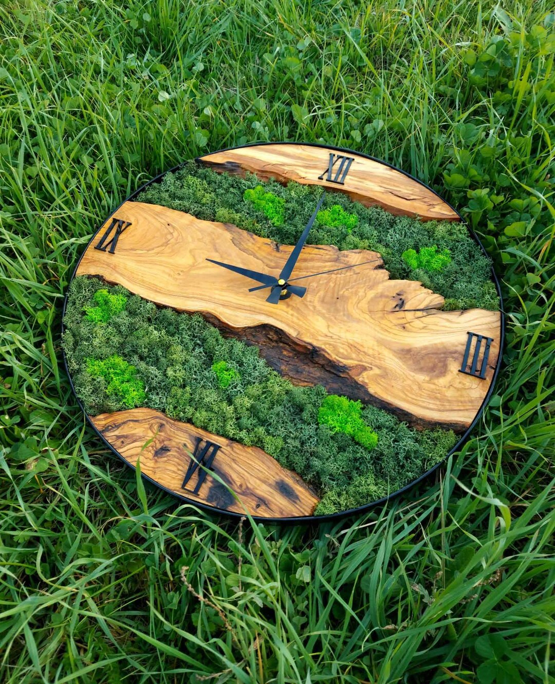 Moss Wall Clock, Moss Wall Art, Moss Frame, Postmodern Clock, Moss ...