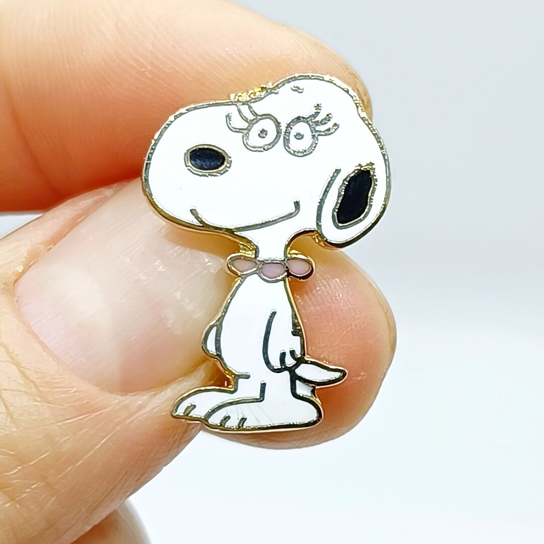 Aviva Vintage Snoopy's Belle Enamel Pin Cute Snoopy Belle Cloisonne ...