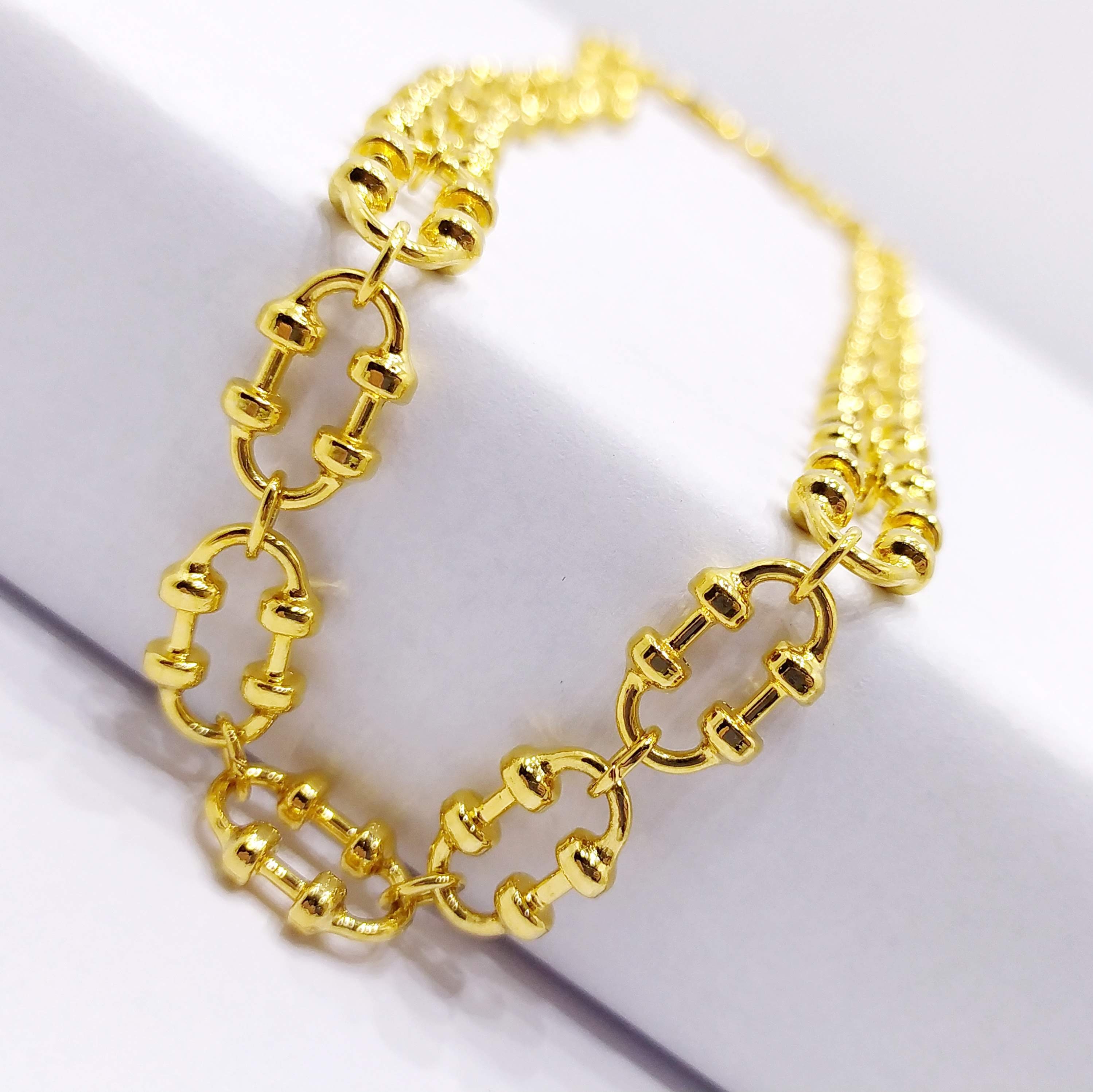 Vintage AVON Gold Tone Link Chain Necklace Oval Links Chain 19 Fancy ...