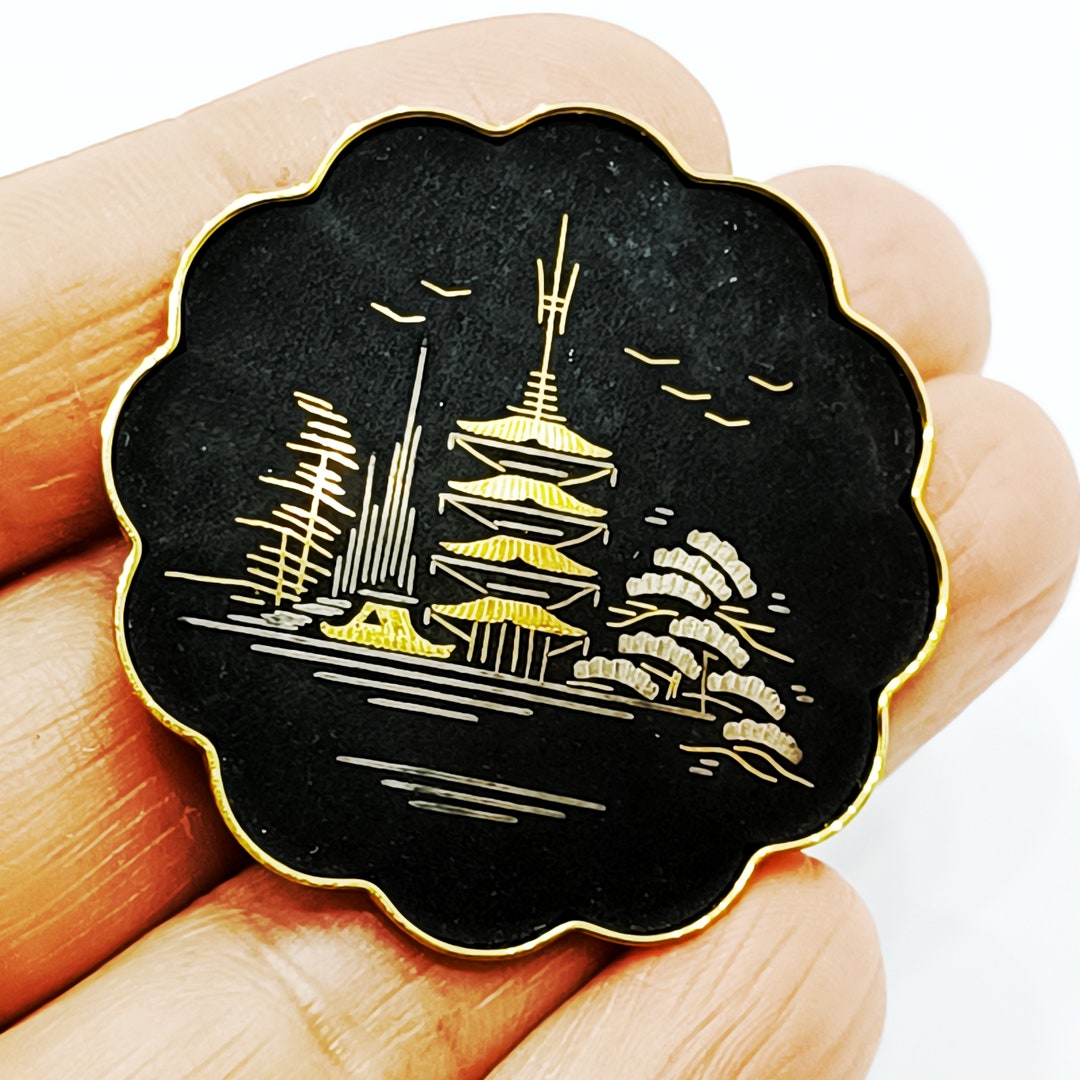 Vintage Japanese DAMASCENE Brooch Large Gold and Black AMITA Japan Pin ...