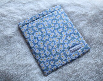 Daisy Book - Etsy