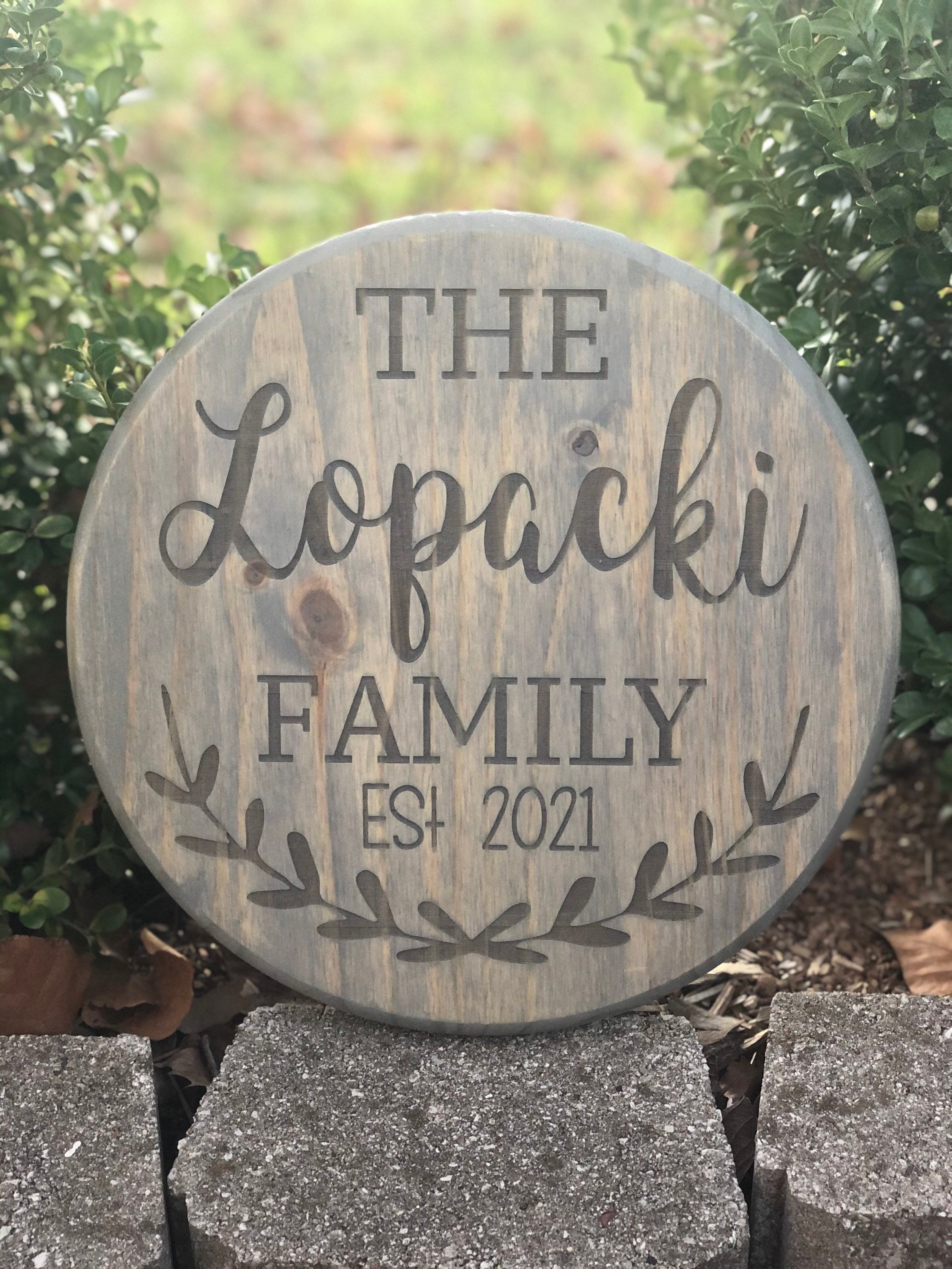 Custom Wood Sign Round-engraved Name Sign-wedding Gift-custom Family ...