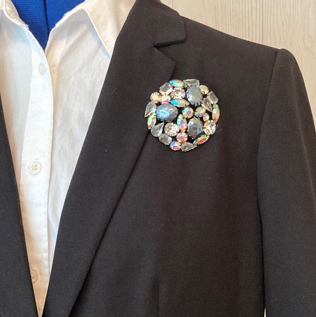 Pin Brooch for Men / Women - Etsy