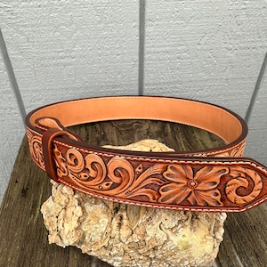 Hand Tooled Leather Belt, Size 32 - Etsy