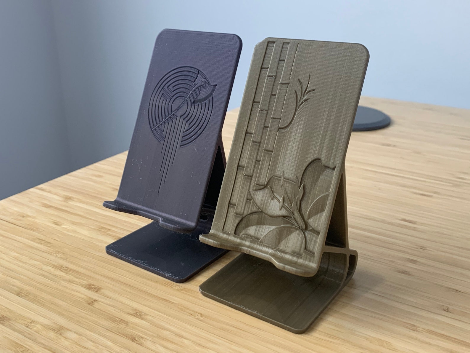 Phone Stand with Custom Engraving | Etsy