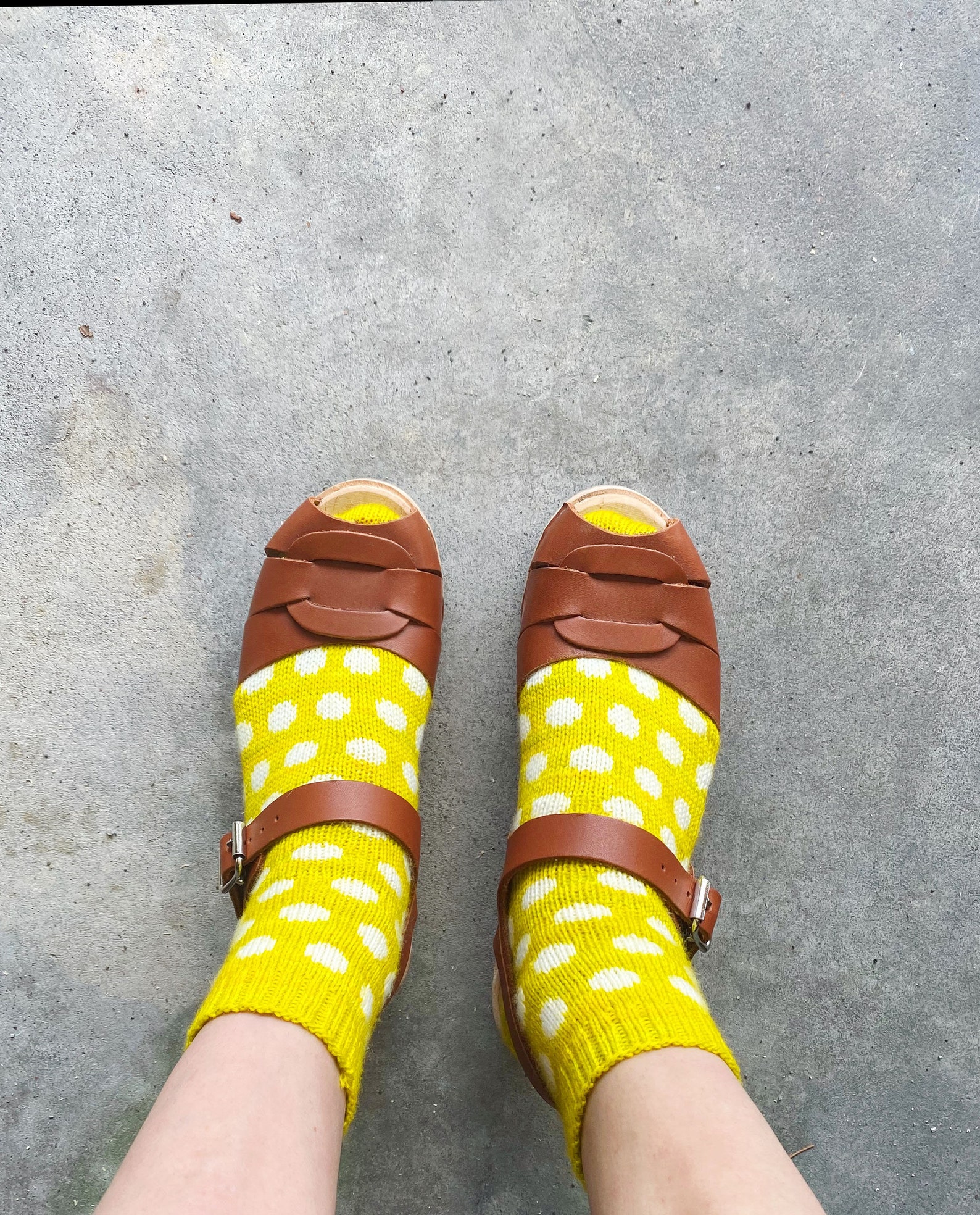 Polka Dot Sock Knitting Pattern ~ the Little Dots Socks ~ Easy Beginner ...