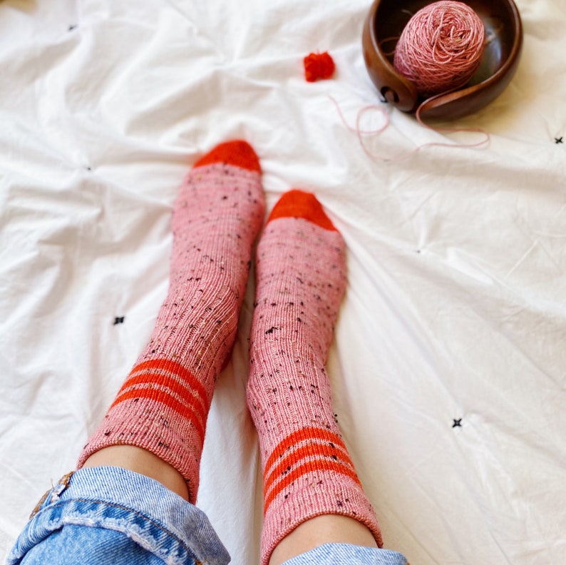 Easy Ribbed Socks Knitting Pattern ~ Totally Rad Ribbed Socks - Etsy