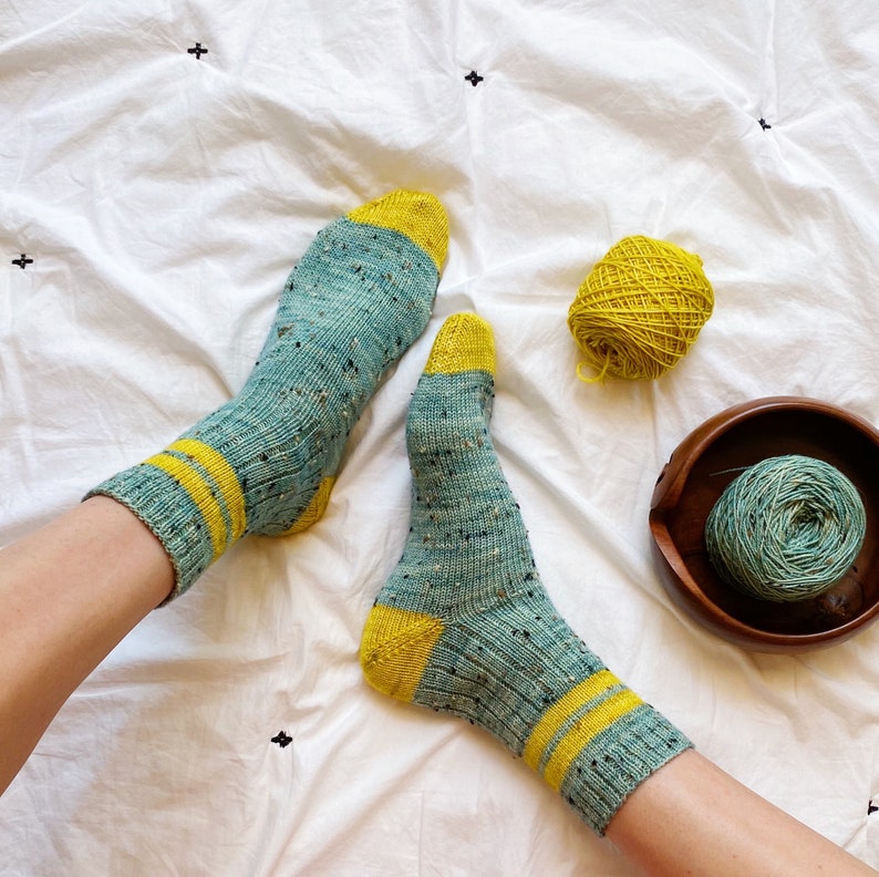 Easy Ribbed Socks Knitting Pattern ~ Totally Rad Ribbed Socks - Etsy