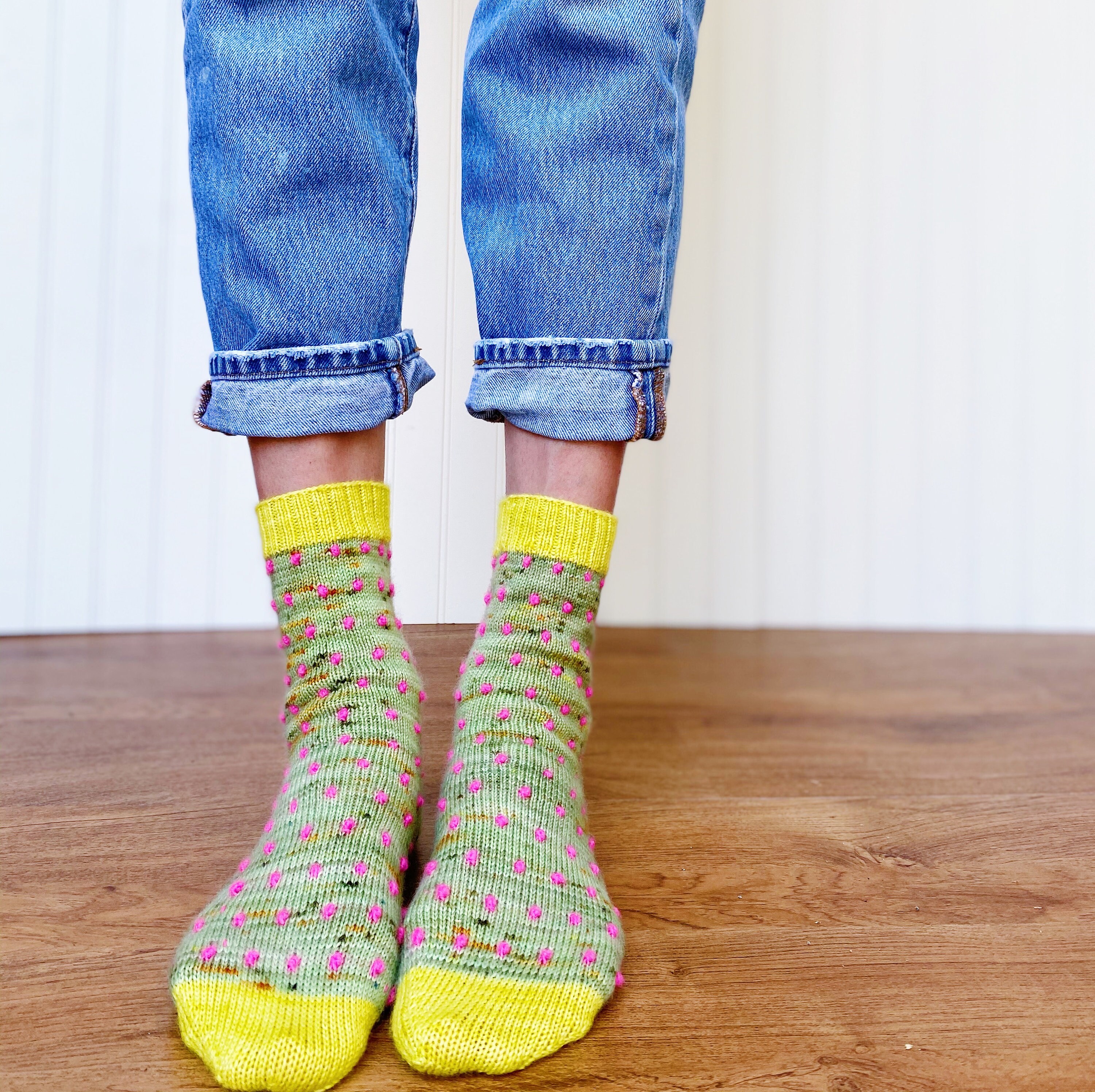Pop Radio Socks Basic Texture Sock Knitting Pattern Easy Sock | Etsy